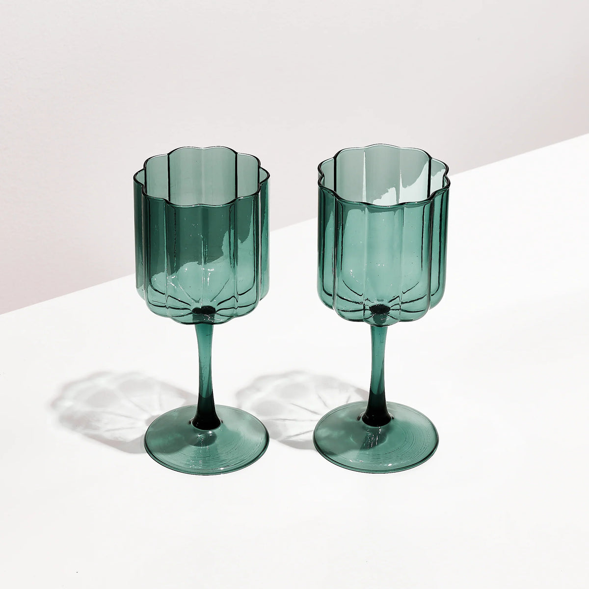 Wave Wine Glass (2 pack) | HB Beauty Studio